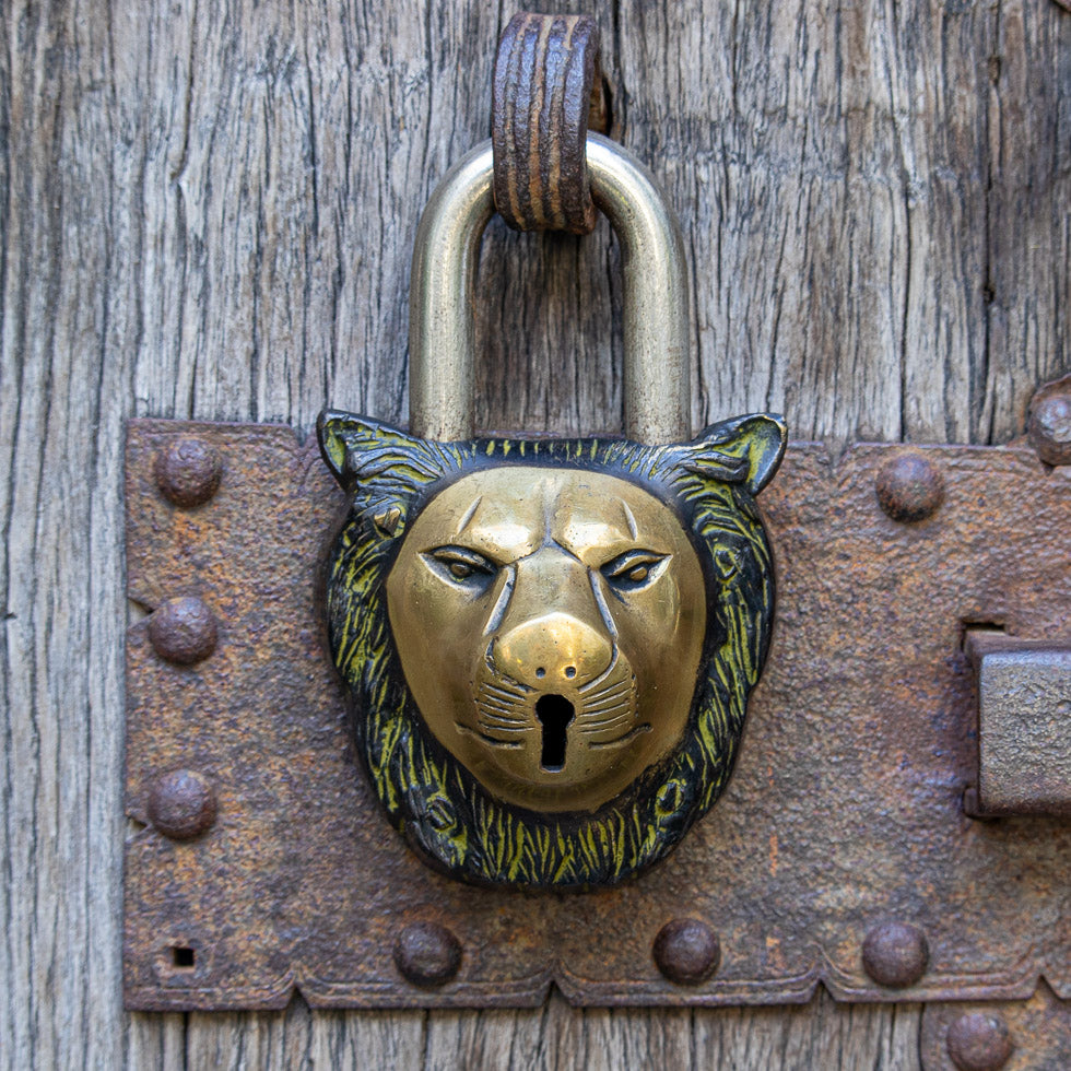 Brass Lion Padlock – Old Country Market